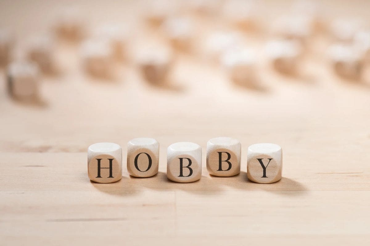 18 Best Hobbies For Introverts: Things To Do Alone