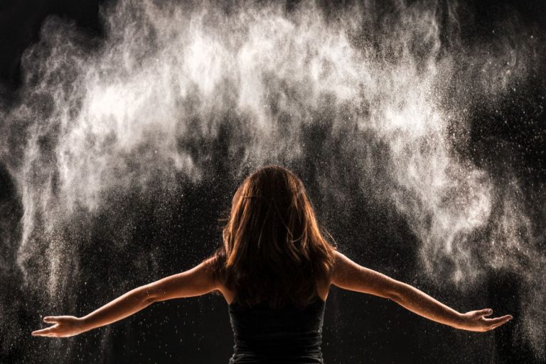 Signs Of An Introvert: 13 Clear Indicators You Are One