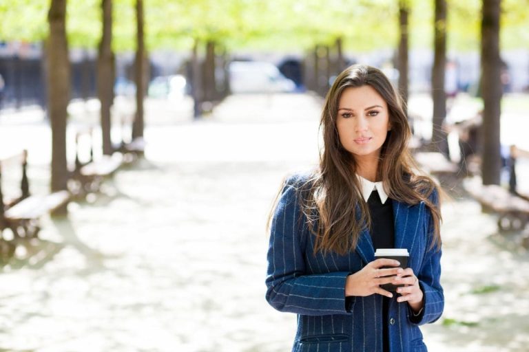 16 Personality Traits Of Strong, Independent Women: The Defining Factors